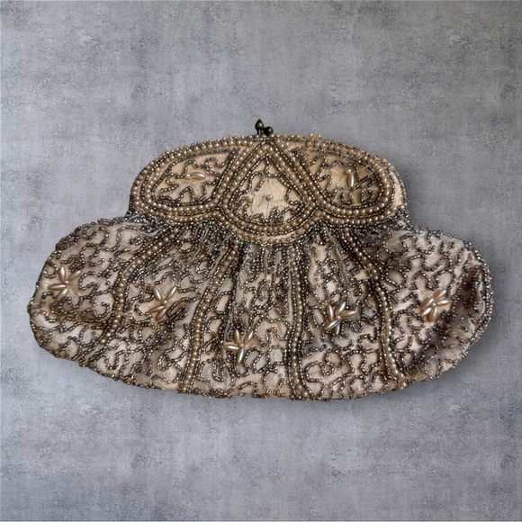 Bags | Vintage White Beaded Finger Purse Evening Clutch Handmade In ...